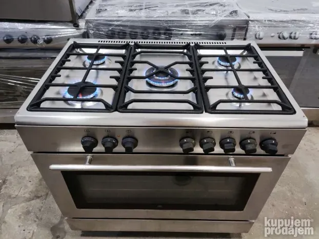 Profesionalni sporet na plin sa OGROMNOM TURBO RERNOM - KupujemProdajem