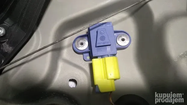 533060 Senzor Airbaga Skoda Octavia > 08-13 1K0955557B - KupujemProdajem