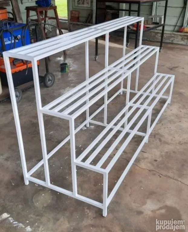 Stepenik za biljke - KupujemProdajem