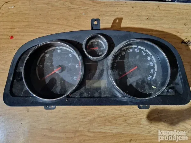 Kilometar sat Instrument tabla Opel Antara - KupujemProdajem