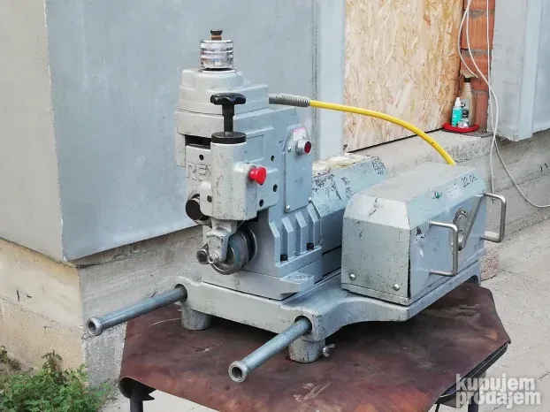 Mašina za nutovanje cevi REX - KupujemProdajem