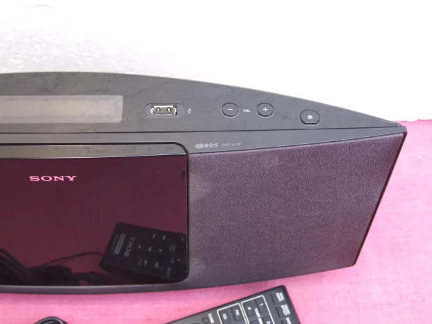 Sony CMT-V11iP HiFi centar USB/MP3/CD/Radio + GARANCIJA! - KupujemProdajem