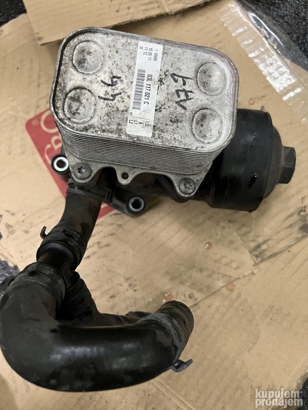 Audi A4 A5 Q5 2.0 tdi kuciste filetra ulja 03L 115 389 - KupujemProdajem