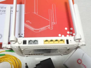 Optički modem ONT Huawei EchoLife HG8245W5-6T GPON Terminal ...