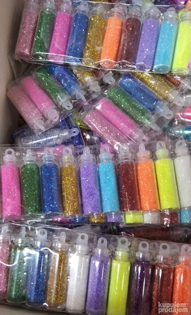 Dekorativne Sljokice za nokte 4 kom Novo - KupujemProdajem