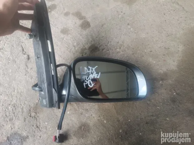Vw turan desni retrovizor LD7X - KupujemProdajem