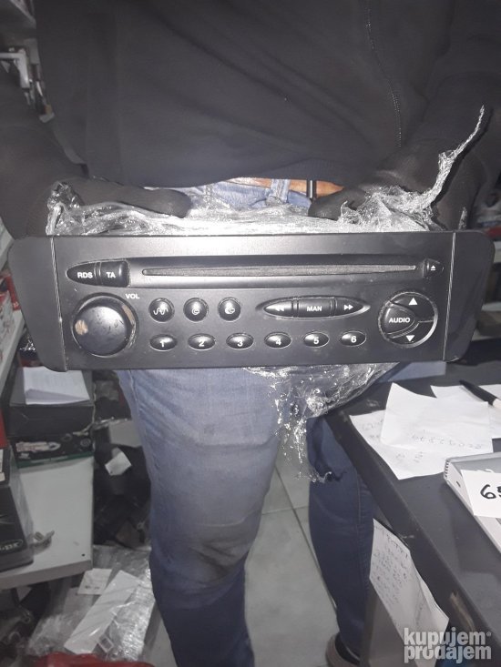 Radio cd za Xsaru Picaso - KupujemProdajem