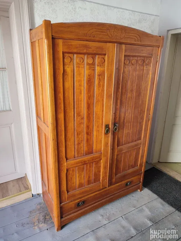 Stari drveni alt dojc sifonjer, ormar/orman, garderober - KupujemProdajem