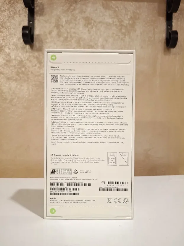 Iphone 15 128Gb Novo/Garancija - KupujemProdajem